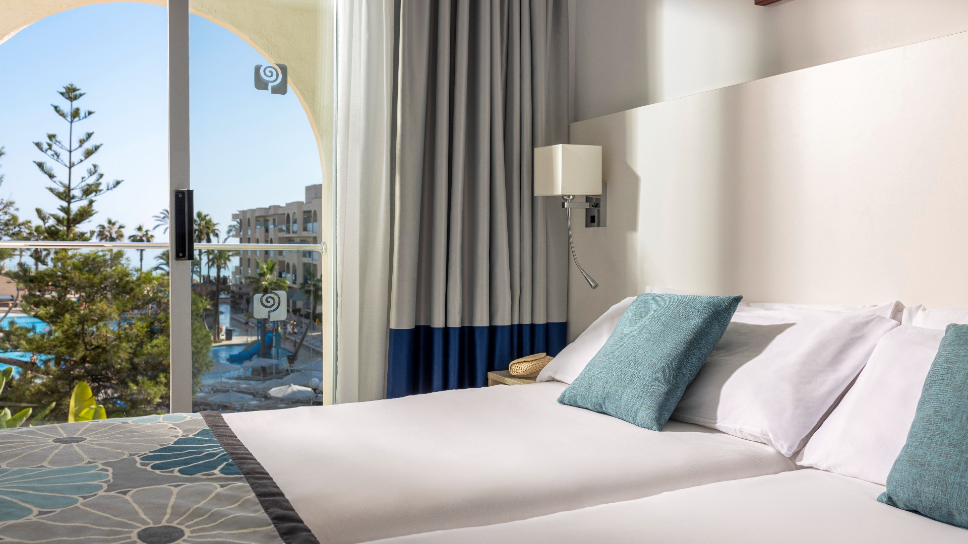 7 NIGHT MAJORCA ALL INCLUSIVE HOLIDAY FOR 2 + £1,000 SPENDING MONEY ...